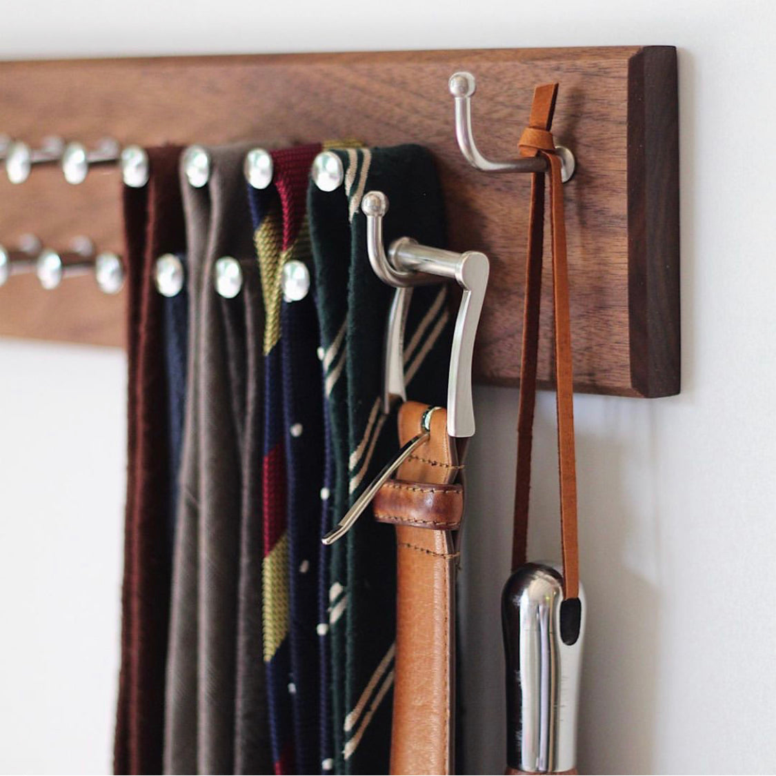 Custom Belt Rack - Choose your size, wood, and hardware finish – Dapper ...